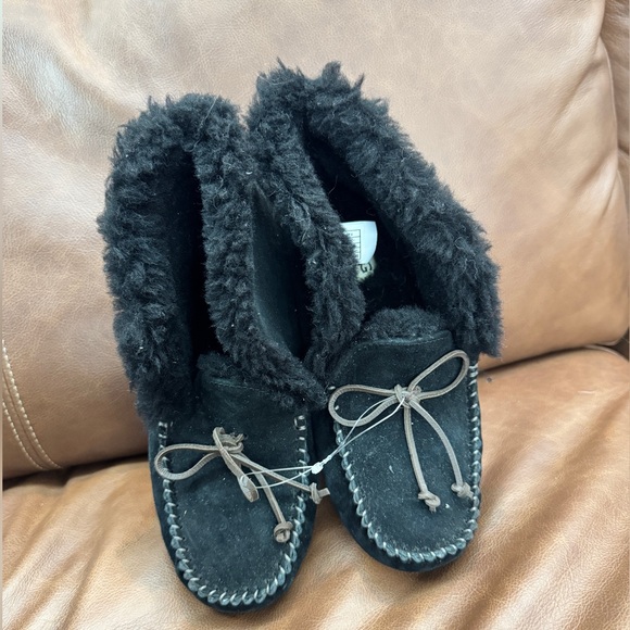 UGG | Shoes | Ugg Alena Indoor Outdoor Moccasin | Poshmark